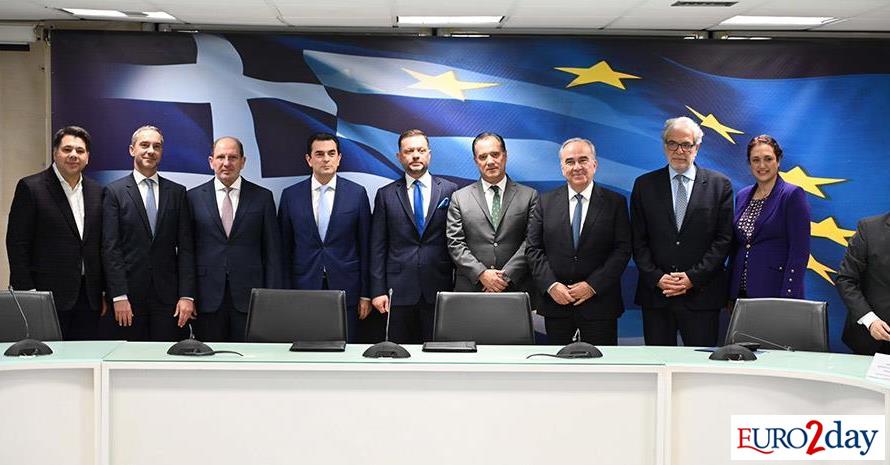Επεσαν οι υπογραφές στη συμφωνία Attica Group-ONEX